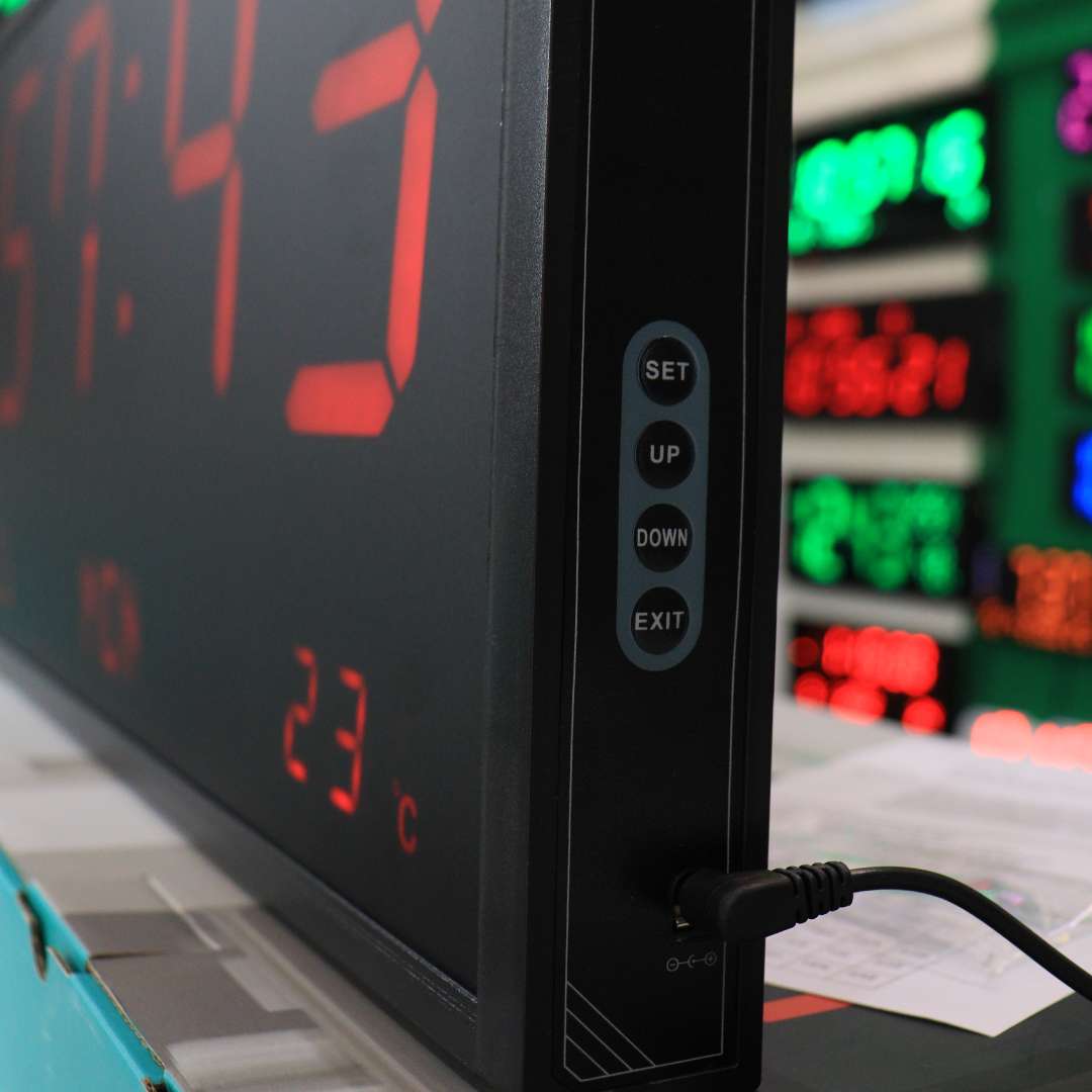 Kenya s Largest Green LED Digital Clock